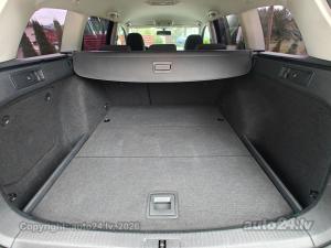 Black Volkswagen Golf 2014 in Tallinn, with an engine capacity of 1.60 L and mileage of 318 thousand km for 5990 €, photo 17 on AUTOMOTO.COM.LV