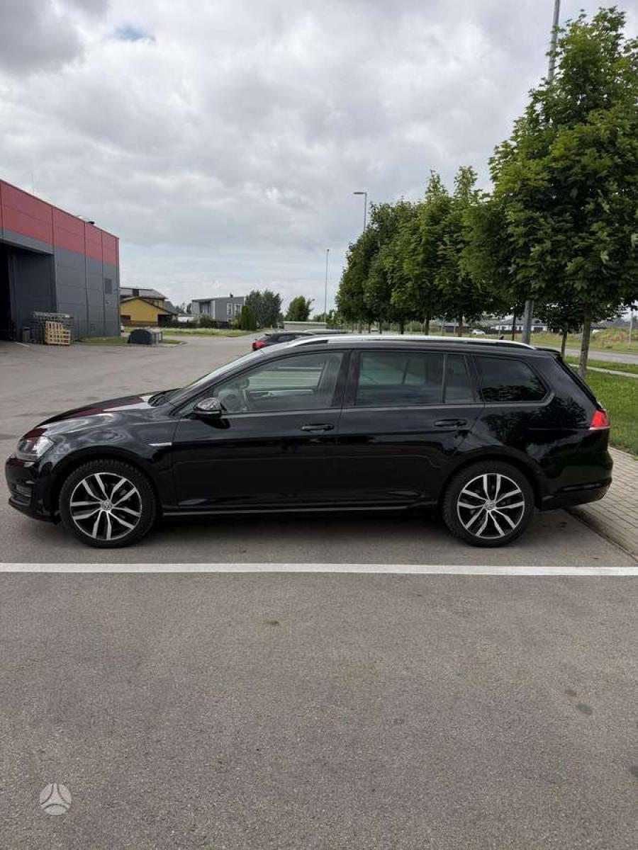 Melns Volkswagen Golf 2014 Panevēža, ar dzinēja tilpumu 1.60 L un nobraukumu 279 tūkst. km par 6300 €, foto 4 vietnē AUTOMOTO.COM.LV