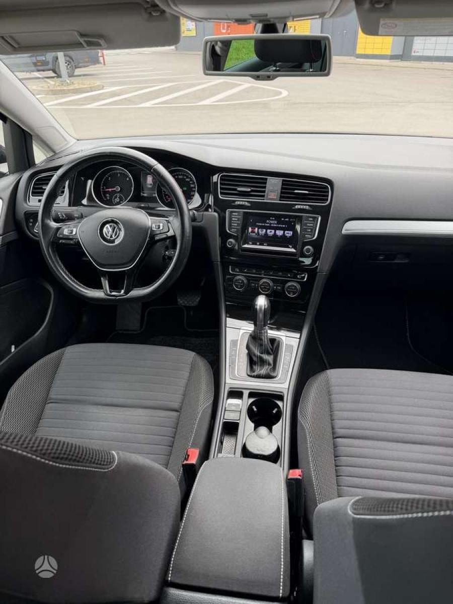 Melns Volkswagen Golf 2014 Panevēža, ar dzinēja tilpumu 1.60 L un nobraukumu 279 tūkst. km par 6300 €, foto 9 vietnē AUTOMOTO.COM.LV