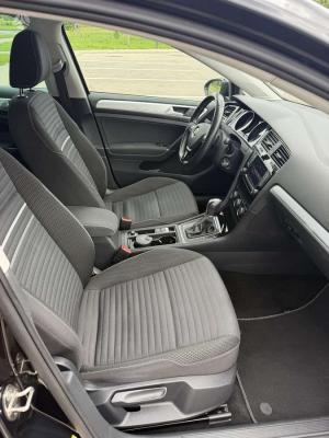 Melns Volkswagen Golf 2014 Panevēža, ar dzinēja tilpumu 1.60 L un nobraukumu 279 tūkst. km par 6300 €, foto 10 vietnē AUTOMOTO.COM.LV