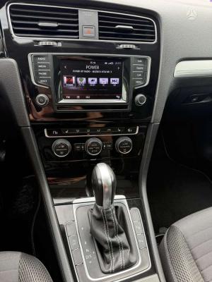 Melns Volkswagen Golf 2014 Panevēža, ar dzinēja tilpumu 1.60 L un nobraukumu 279 tūkst. km par 6300 €, foto 18 vietnē AUTOMOTO.COM.LV