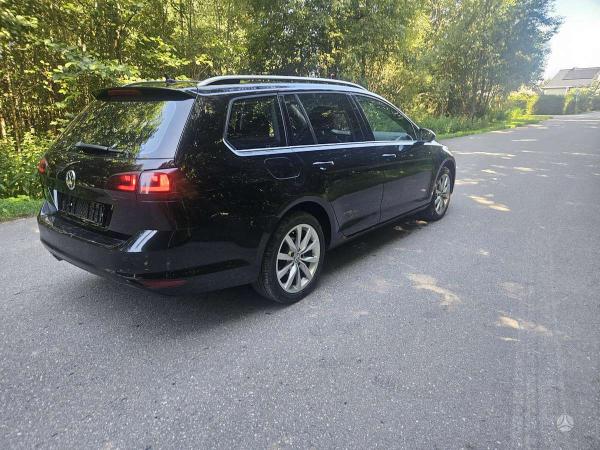 Black Volkswagen Golf 2014 in Raseiniai, with an engine capacity of 1.97 L and mileage of 279 thousand km for 5350 €, photo 4 on AUTOMOTO.COM.LV