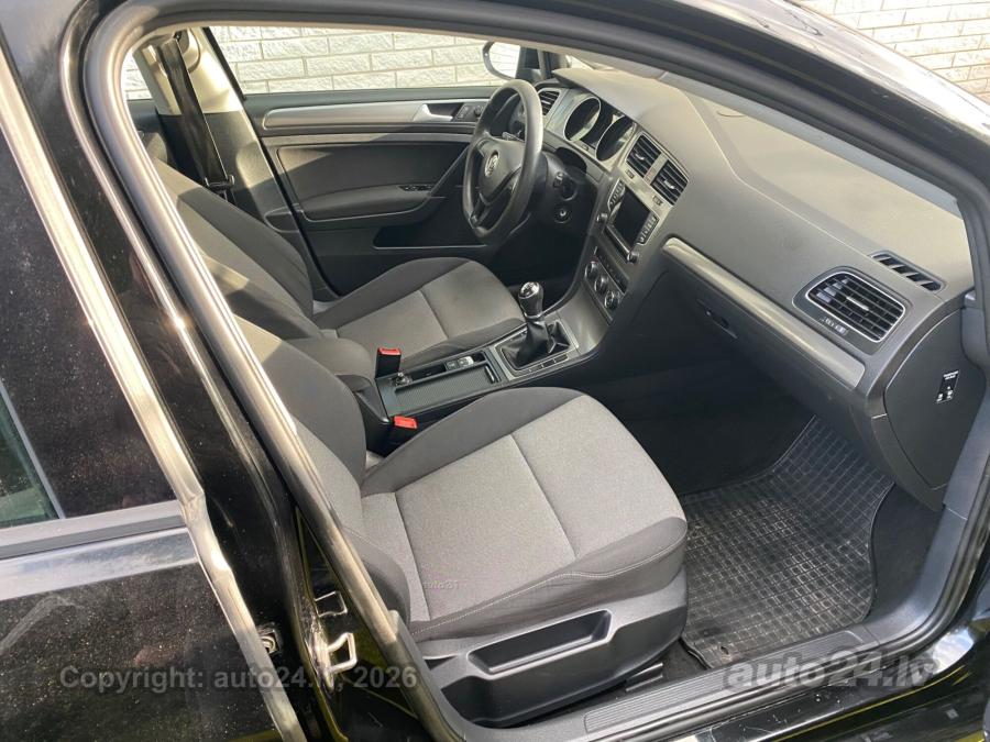 Melns Volkswagen Golf 2014 Tallina, ar dzinēja tilpumu 1.20 L un nobraukumu 300 tūkst. km par 4000 €, foto 13 vietnē AUTOMOTO.COM.LV