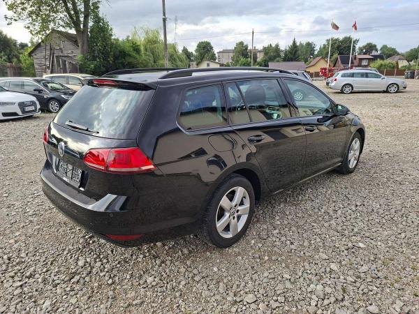 Black Volkswagen Golf 2014 in Birzai, with an engine capacity of 1.40 L and mileage of 321 thousand km for 4300 €, photo 6 on AUTOMOTO.COM.LV