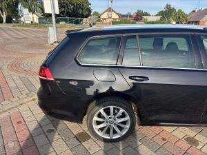 Black Volkswagen Golf 2014 in Silute, with an engine capacity of 1.60 L and mileage of 282 thousand km for 4800 €, photo 5 on AUTOMOTO.COM.LV