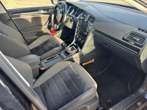 Black Volkswagen Golf 2014 in Silute, with an engine capacity of 1.60 L and mileage of 282 thousand km for 4800 €, photo 16 on AUTOMOTO.COM.LV