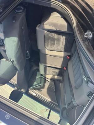 Black Volkswagen Golf 2014 in Silute, with an engine capacity of 1.60 L and mileage of 282 thousand km for 4800 €, photo 17 on AUTOMOTO.COM.LV
