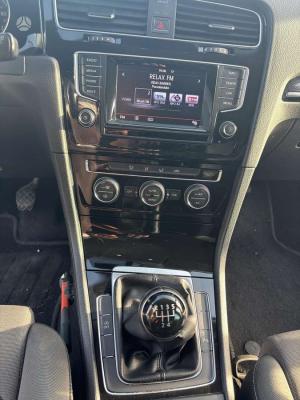 Black Volkswagen Golf 2014 in Silute, with an engine capacity of 1.60 L and mileage of 282 thousand km for 4800 €, photo 25 on AUTOMOTO.COM.LV