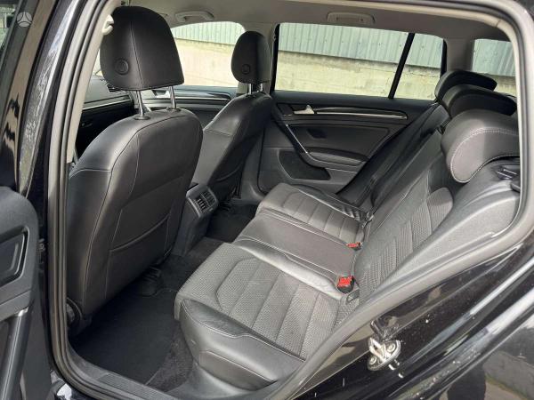 Black Volkswagen Golf 2014 in Alytus, with an engine capacity of 1.60 L and mileage of 295 thousand km for 3750 €, photo 11 on AUTOMOTO.COM.LV