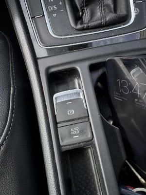 Black Volkswagen Golf 2014 in Alytus, with an engine capacity of 1.60 L and mileage of 295 thousand km for 3750 €, photo 21 on AUTOMOTO.COM.LV