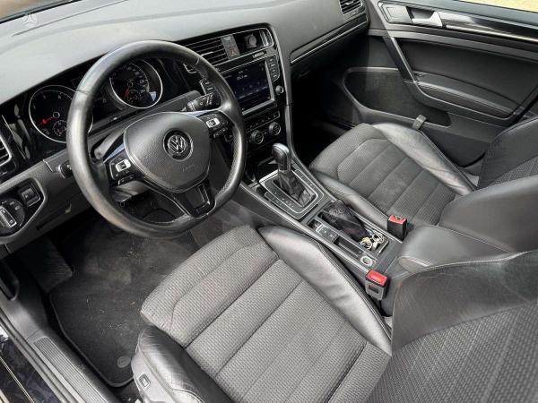 Volkswagen Golf 2014 in Alytus on AUTOMOTO.COM.LV Black Volkswagen Golf 2014 in Alytus, with an engine capacity of 1.60 L and mileage of 295 thousand km for 3750 €, photo 8 on AUTOMOTO.COM.LV