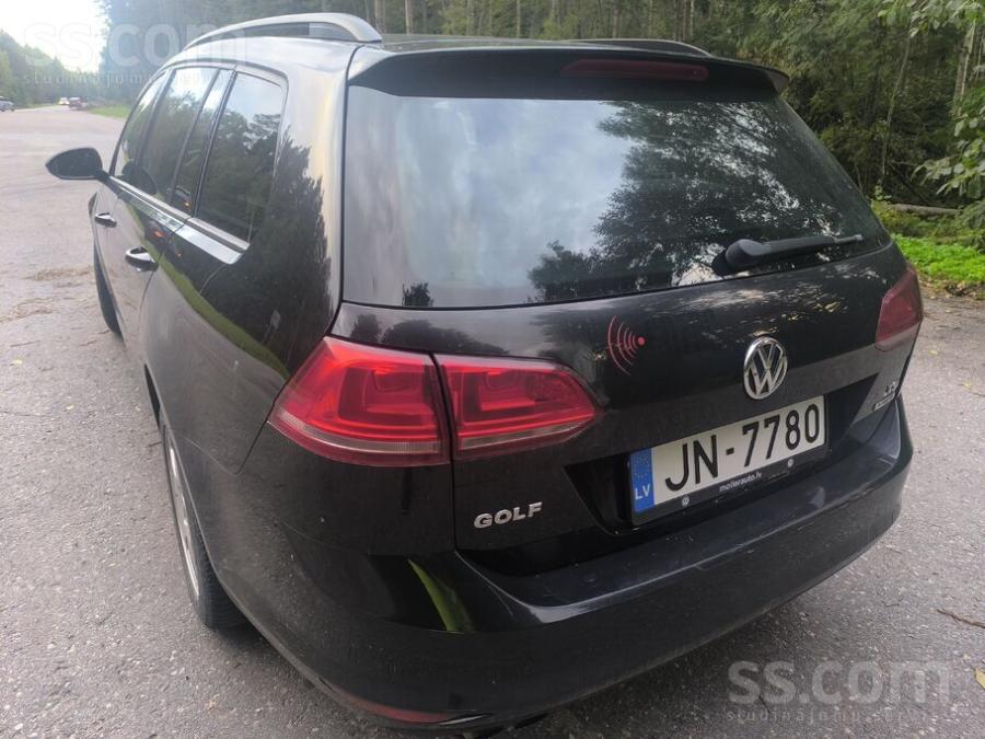 Black Volkswagen Golf 2014 in Riga, with an engine capacity of 1.40 L and mileage of 268 thousand km for 3400 €, photo 5 on AUTOMOTO.COM.LV