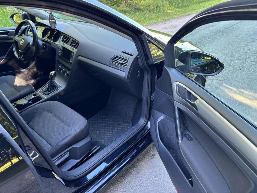 Melns Volkswagen Golf 2014 Pasvalys, ar dzinēja tilpumu 1.97 L un nobraukumu 340 tūkst. km par 5850 €, foto 11 vietnē AUTOMOTO.COM.LV