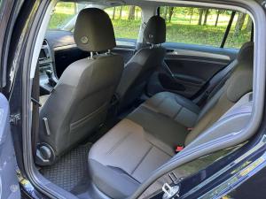 Melns Volkswagen Golf 2014 Pasvalys, ar dzinēja tilpumu 1.97 L un nobraukumu 340 tūkst. km par 5850 €, foto 13 vietnē AUTOMOTO.COM.LV