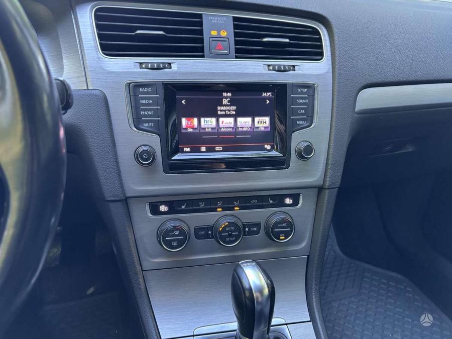 Melns Volkswagen Golf 2014 Pasvalys, ar dzinēja tilpumu 1.97 L un nobraukumu 340 tūkst. km par 5850 €, foto 15 vietnē AUTOMOTO.COM.LV