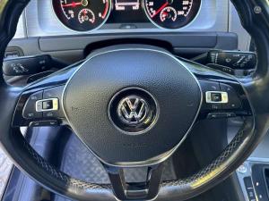 Melns Volkswagen Golf 2014 Pasvalys, ar dzinēja tilpumu 1.97 L un nobraukumu 340 tūkst. km par 5850 €, foto 16 vietnē AUTOMOTO.COM.LV