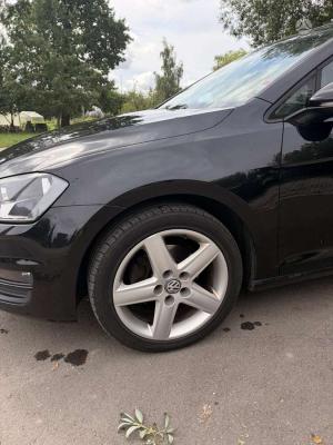 Melns Volkswagen Golf 2014 Marijampole, ar dzinēja tilpumu 1.60 L un nobraukumu 250 tūkst. km par 5350 €, foto 3 vietnē AUTOMOTO.COM.LV