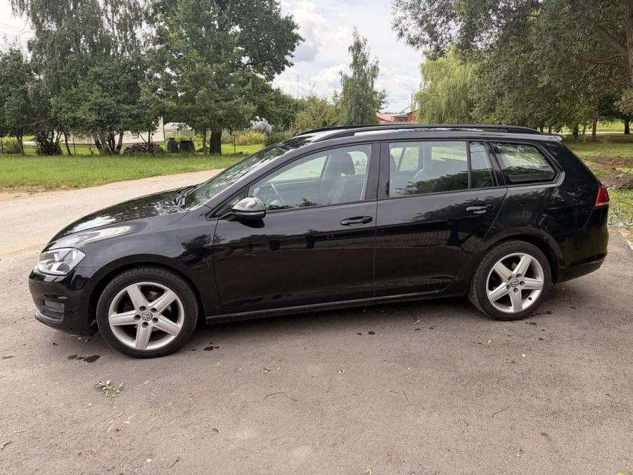 Melns Volkswagen Golf 2014 Marijampole, ar dzinēja tilpumu 1.60 L un nobraukumu 250 tūkst. km par 5350 €, foto 4 vietnē AUTOMOTO.COM.LV