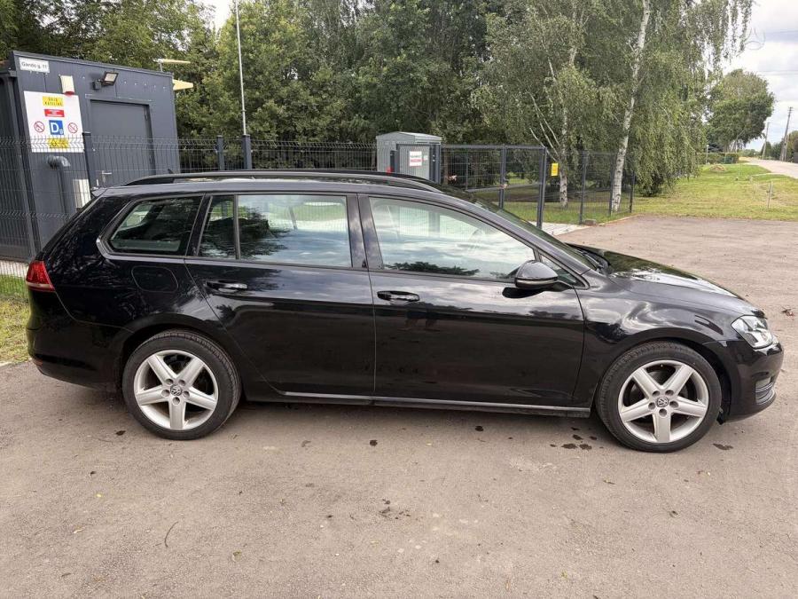 Melns Volkswagen Golf 2014 Marijampole, ar dzinēja tilpumu 1.60 L un nobraukumu 250 tūkst. km par 5350 €, foto 9 vietnē AUTOMOTO.COM.LV