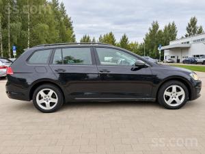 Melns Volkswagen Golf 2014 Rīga, ar dzinēja tilpumu 1.40 L un nobraukumu 269 tūkst. km par 3400 €, foto 8 vietnē AUTOMOTO.COM.LV