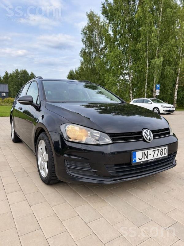 Black Volkswagen Golf 2014 in Riga, with an engine capacity of 1.40 L and mileage of 269 thousand km for 3400 €, photo 9 on AUTOMOTO.COM.LV
