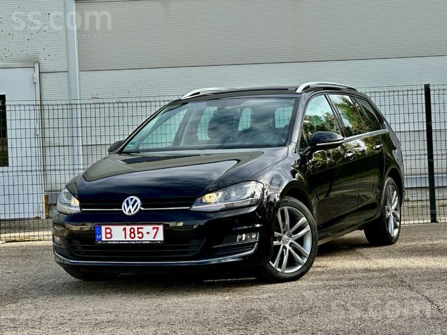 Black Volkswagen Golf 2014 in Tukums, with an engine capacity of 2.00 L and mileage of 287 thousand km for 7490 €, photo 4 on AUTOMOTO.COM.LV