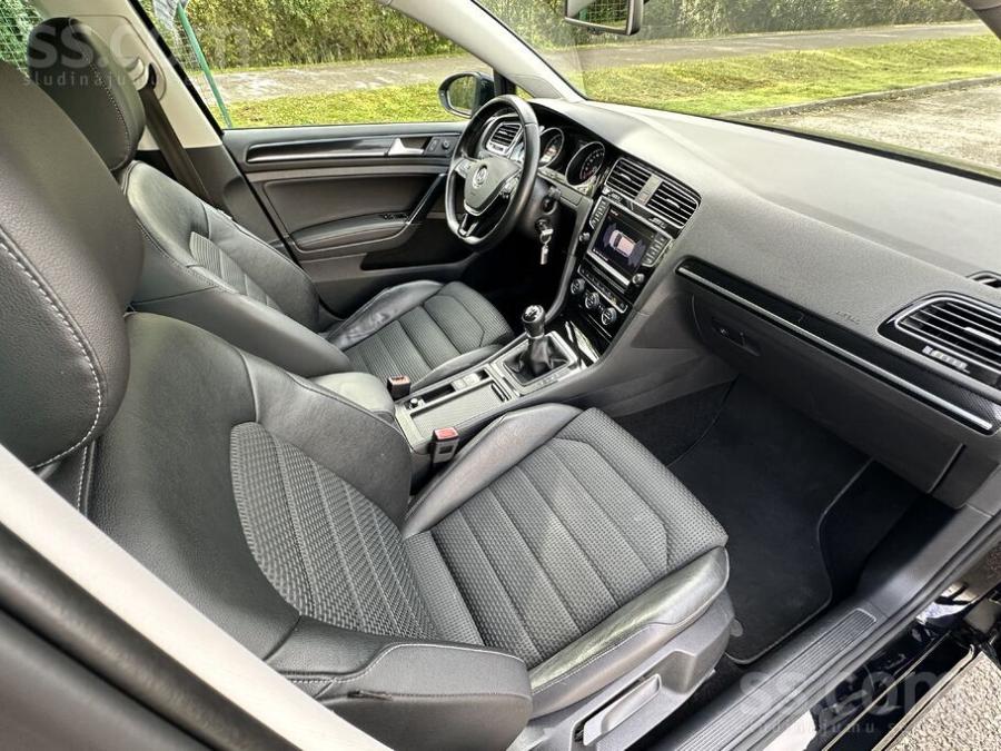 Black Volkswagen Golf 2014 in Tukums, with an engine capacity of 2.00 L and mileage of 287 thousand km for 7490 €, photo 11 on AUTOMOTO.COM.LV