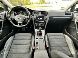 Black Volkswagen Golf 2014 in Tukums, with an engine capacity of 2.00 L and mileage of 287 thousand km for 7490 €, photo 12 on AUTOMOTO.COM.LV