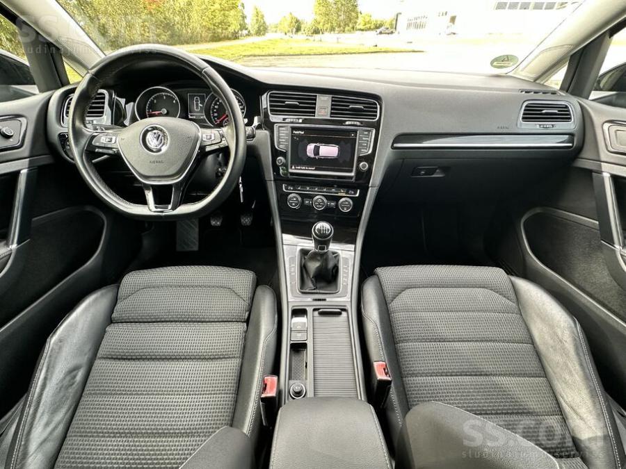 Black Volkswagen Golf 2014 in Tukums, with an engine capacity of 2.00 L and mileage of 287 thousand km for 7490 €, photo 12 on AUTOMOTO.COM.LV