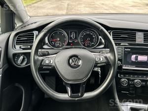 Black Volkswagen Golf 2014 in Tukums, with an engine capacity of 2.00 L and mileage of 287 thousand km for 7490 €, photo 16 on AUTOMOTO.COM.LV