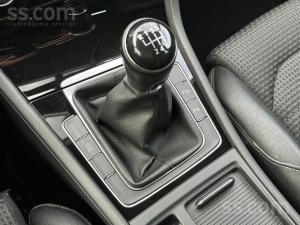Black Volkswagen Golf 2014 in Tukums, with an engine capacity of 2.00 L and mileage of 287 thousand km for 7490 €, photo 19 on AUTOMOTO.COM.LV