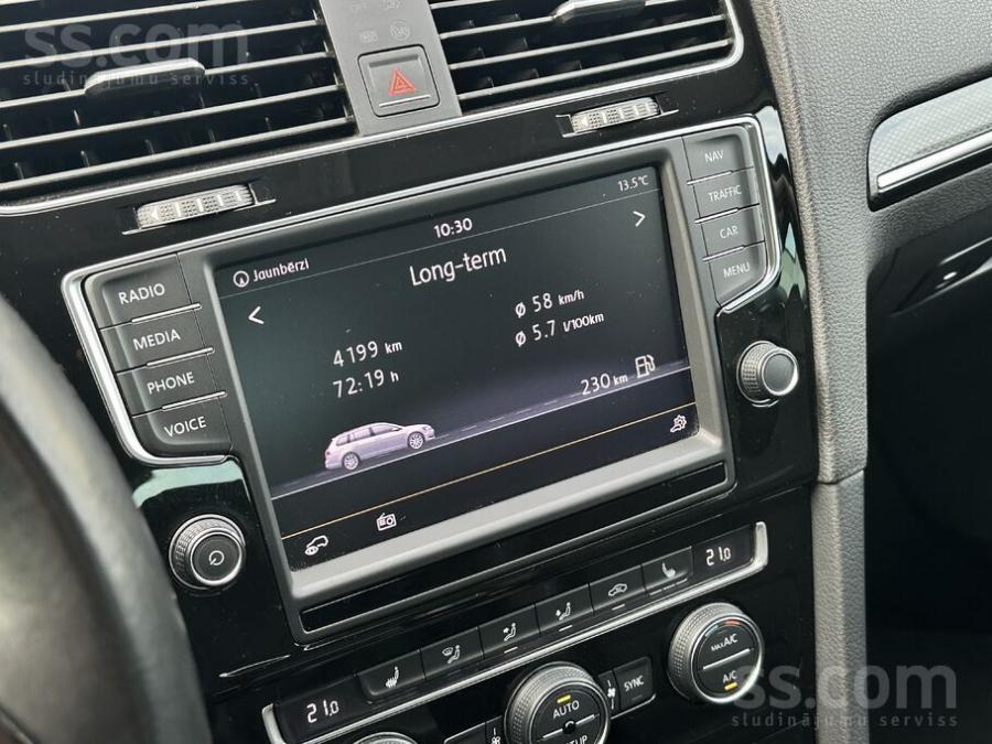 Black Volkswagen Golf 2014 in Tukums, with an engine capacity of 2.00 L and mileage of 287 thousand km for 7490 €, photo 21 on AUTOMOTO.COM.LV