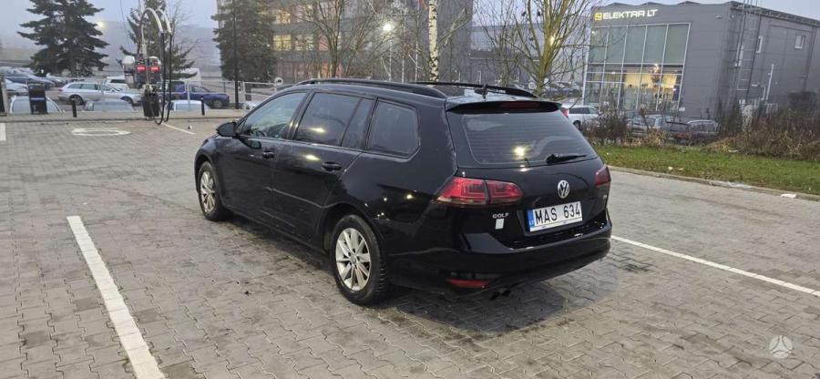Black Volkswagen Golf 2015 in Kaunas, with an engine capacity of 1.80 L and mileage of 180 thousand km for 6000 €, photo 3 on AUTOMOTO.COM.LV