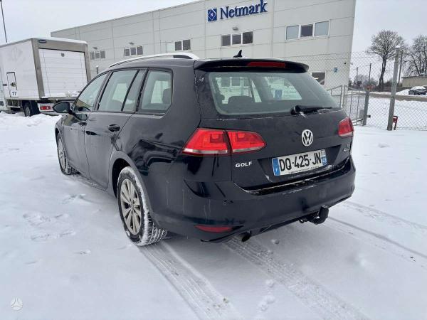 Melns Volkswagen Golf 2015 Tauragė, ar dzinēja tilpumu 1.60 L un nobraukumu 260 tūkst. km par 6300 €, foto 5 vietnē AUTOMOTO.COM.LV