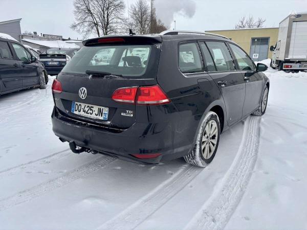 Melns Volkswagen Golf 2015 Tauragė, ar dzinēja tilpumu 1.60 L un nobraukumu 260 tūkst. km par 6300 €, foto 7 vietnē AUTOMOTO.COM.LV