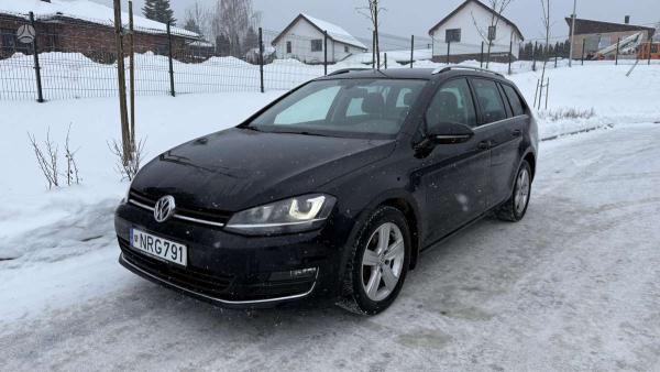 Black Volkswagen Golf 2015 in Vilnius, with an engine capacity of 1.60 L and mileage of 228 thousand km for 6900 €, photo 4 on AUTOMOTO.COM.LV
