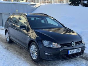 Black Volkswagen Golf 2015 in Vilnius, with an engine capacity of 1.60 L and mileage of 317 thousand km for 6700 €, photo  on AUTOMOTO.COM.LV