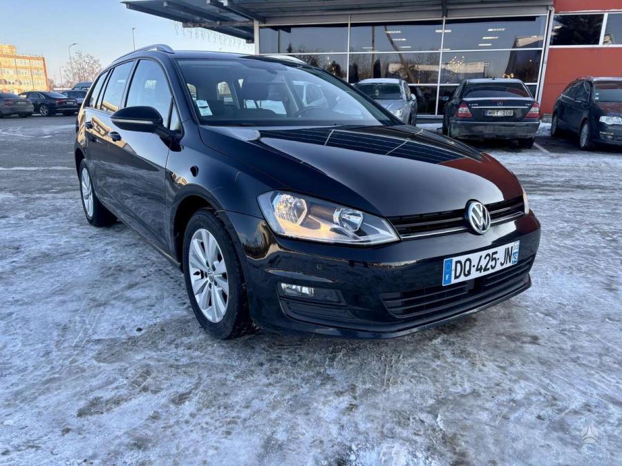 Melns Volkswagen Golf 2015 Tauragė, ar dzinēja tilpumu 1.60 L un nobraukumu 260 tūkst. km par 6700 €, foto 1 vietnē AUTOMOTO.COM.LV