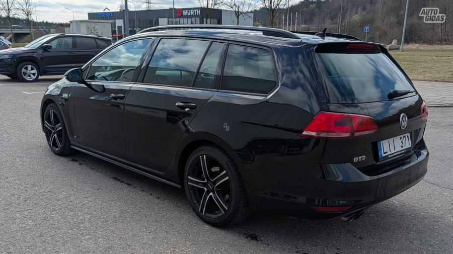 Black Volkswagen Golf 2015 in Vilnius, with an engine capacity of 2.00 L and mileage of 315 thousand km for 9000 €, photo 8 on AUTOMOTO.COM.LV