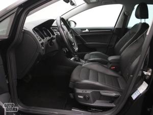 Black Volkswagen Golf 2015 in Vilnius, with an engine capacity of 1.40 L and mileage of 215 thousand km for 8499 €, photo 5 on AUTOMOTO.COM.LV