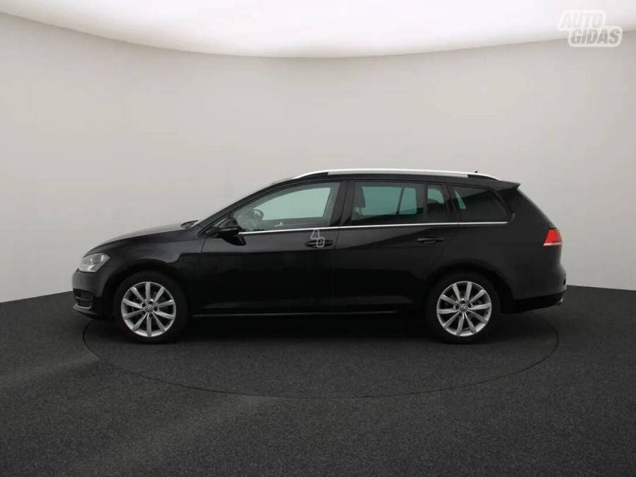 Black Volkswagen Golf 2015 in Vilnius, with an engine capacity of 1.40 L and mileage of 215 thousand km for 8499 €, photo 7 on AUTOMOTO.COM.LV