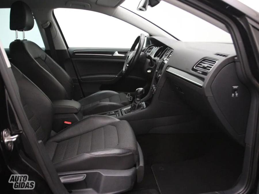 Black Volkswagen Golf 2015 in Vilnius, with an engine capacity of 1.40 L and mileage of 215 thousand km for 8499 €, photo 15 on AUTOMOTO.COM.LV