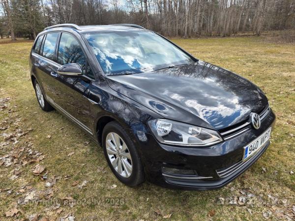 Black Volkswagen Golf 2015 in Parnu, with an engine capacity of 1.60 L and mileage of 242 thousand km for 7900 €, photo 3 on AUTOMOTO.COM.LV