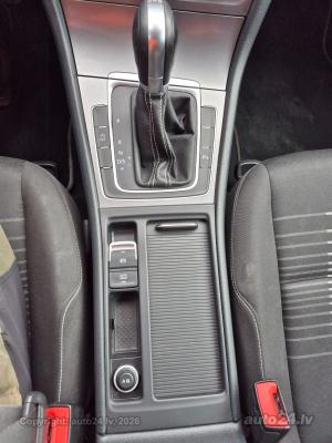 Melns Volkswagen Golf 2015 Tallina, ar dzinēja tilpumu 1.60 L un nobraukumu 229 tūkst. km par 8000 €, foto 10 vietnē AUTOMOTO.COM.LV