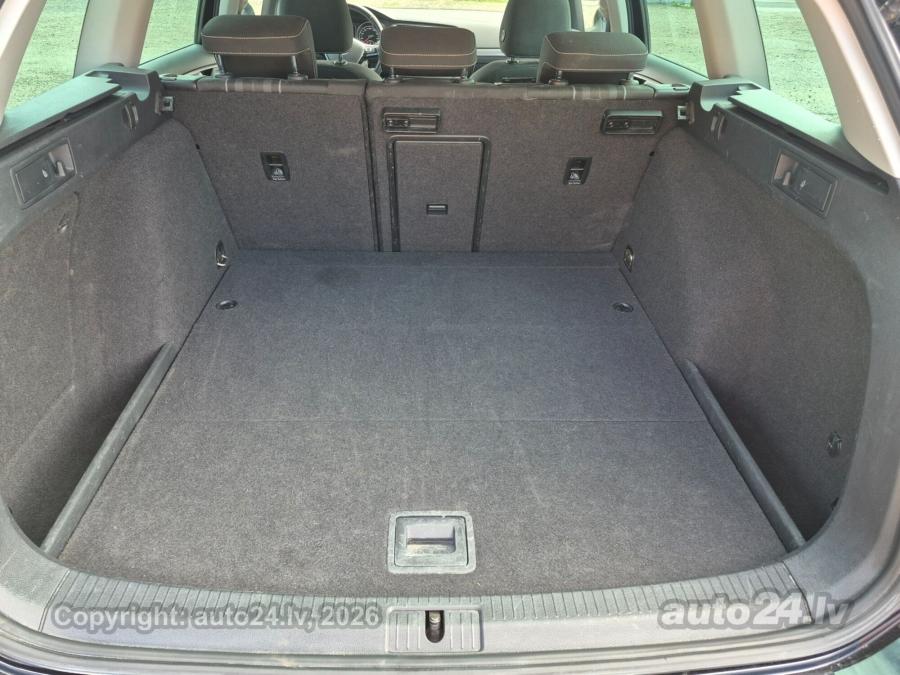 Melns Volkswagen Golf 2015 Tallina, ar dzinēja tilpumu 1.60 L un nobraukumu 229 tūkst. km par 8000 €, foto 14 vietnē AUTOMOTO.COM.LV