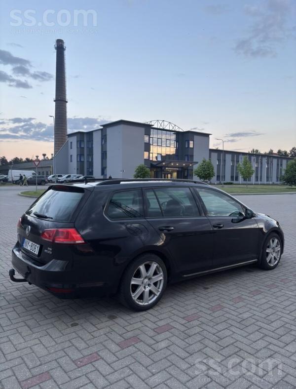Melns Volkswagen Golf 2015 Valmiera, ar dzinēja tilpumu 1.60 L un nobraukumu 271 tūkst. km par 6450 €, foto 4 vietnē AUTOMOTO.COM.LV