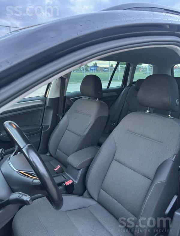 Melns Volkswagen Golf 2015 Valmiera, ar dzinēja tilpumu 1.60 L un nobraukumu 271 tūkst. km par 6450 €, foto 7 vietnē AUTOMOTO.COM.LV