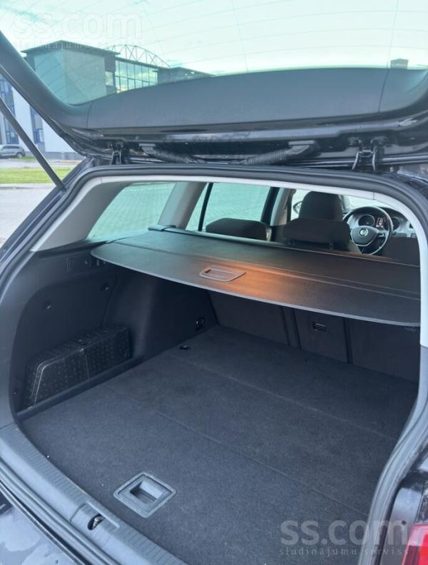 Melns Volkswagen Golf 2015 Valmiera, ar dzinēja tilpumu 1.60 L un nobraukumu 271 tūkst. km par 6450 €, foto 9 vietnē AUTOMOTO.COM.LV