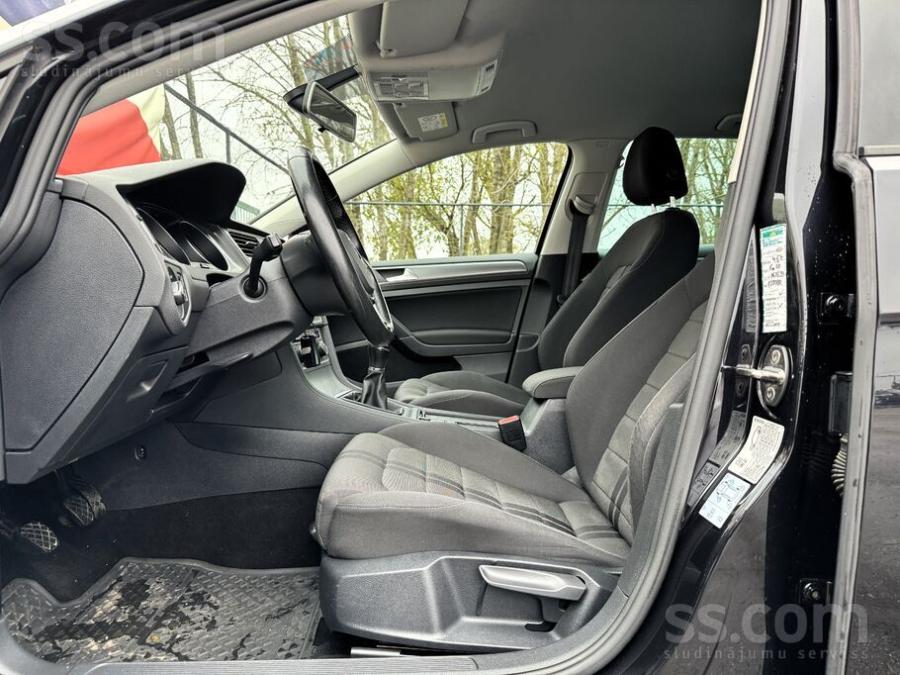 Melns Volkswagen Golf 2015 Rīga, ar dzinēja tilpumu 1.60 L un nobraukumu 130 tūkst. km par 8500 €, foto 8 vietnē AUTOMOTO.COM.LV