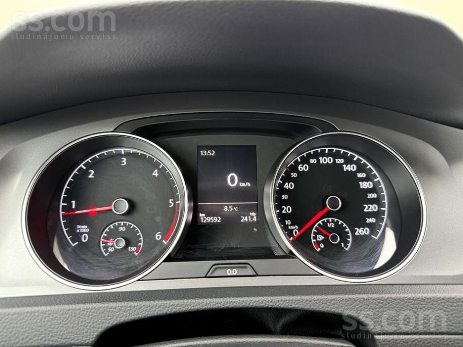 Melns Volkswagen Golf 2015 Rīga, ar dzinēja tilpumu 1.60 L un nobraukumu 130 tūkst. km par 8500 €, foto 13 vietnē AUTOMOTO.COM.LV